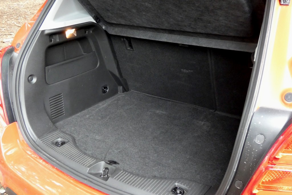 Holden Trax: Ask the Missus? | cars4starters