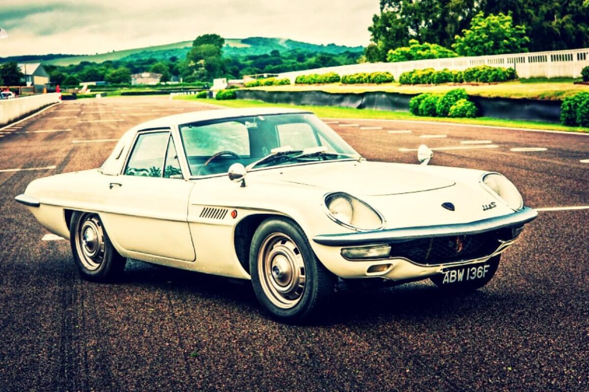 Cosmo showcase for revolutionary rotary engine | cars4starters