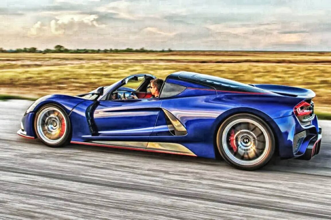 Fastest, most powerful roadster in world | cars4starters