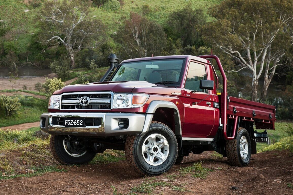 Land Cruiser 70 Series: Nothing to see here | cars4starters