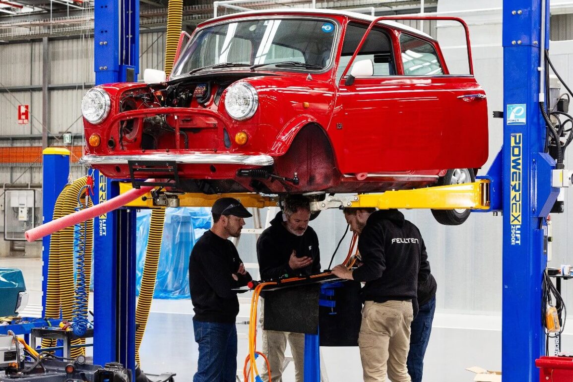 Kit turns Mini into powerhouse EV | cars4starters