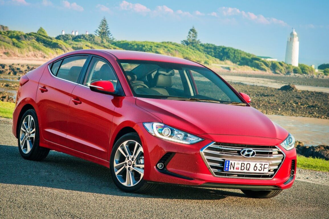 Pre-loved: Hyundai Elantra 2011-2020 | cars4starters