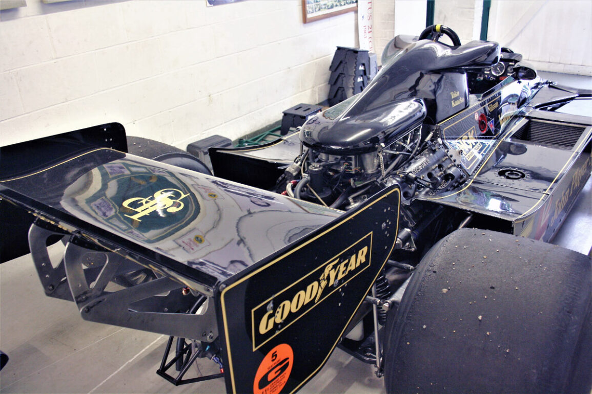 Take a trip down Lotus memory lane | cars4starters