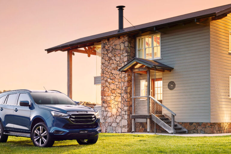 Isuzu MU-X: The economy option | cars4starters