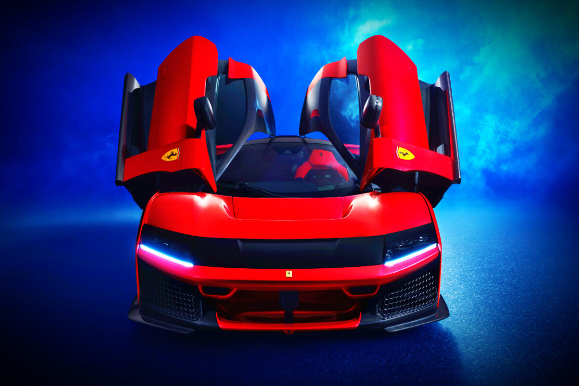 Spectacular Ferrari F80 quicker than EV | cars4starters