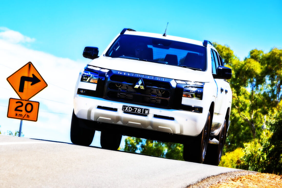 Mitsubishi Triton: Think outside the box | cars4starters