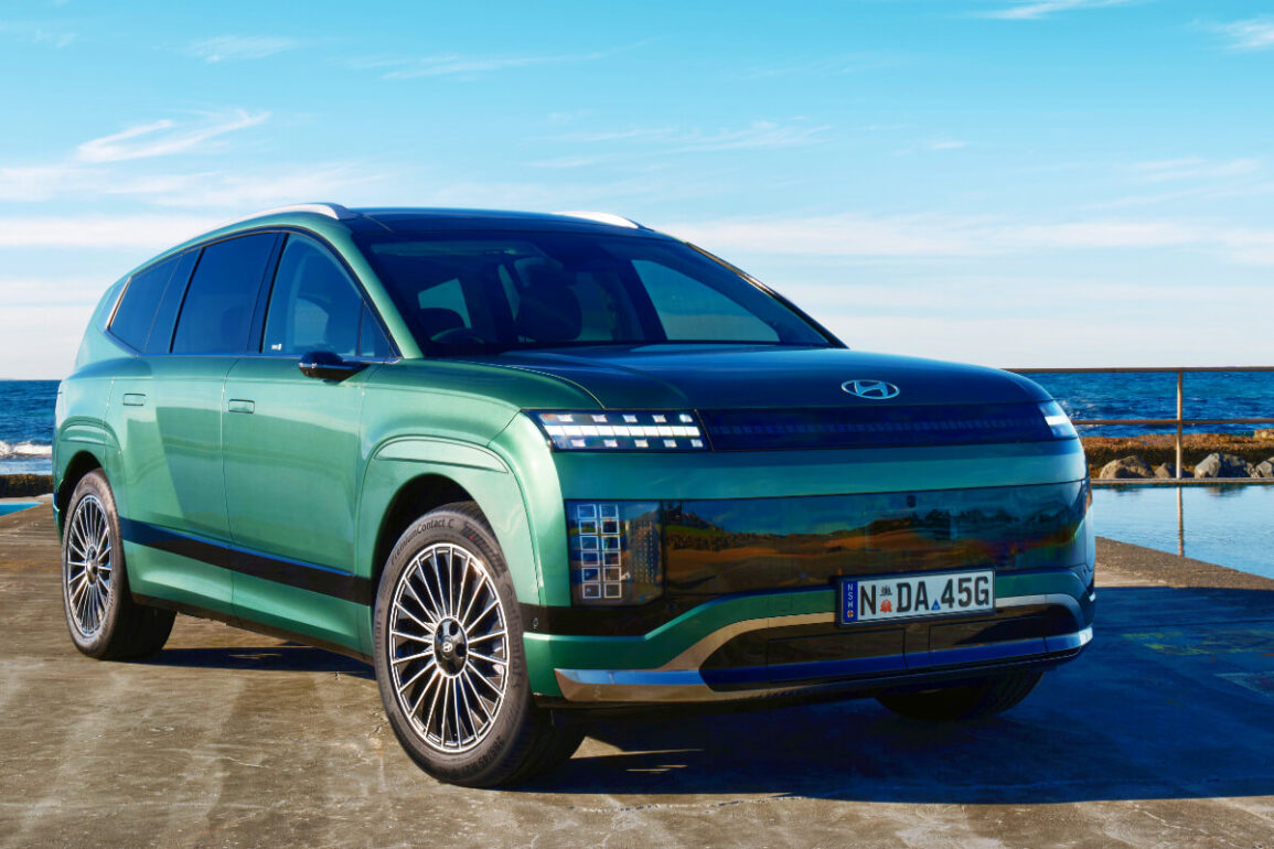 Hyundai Ioniq 9: Steady as she goes | cars4starters