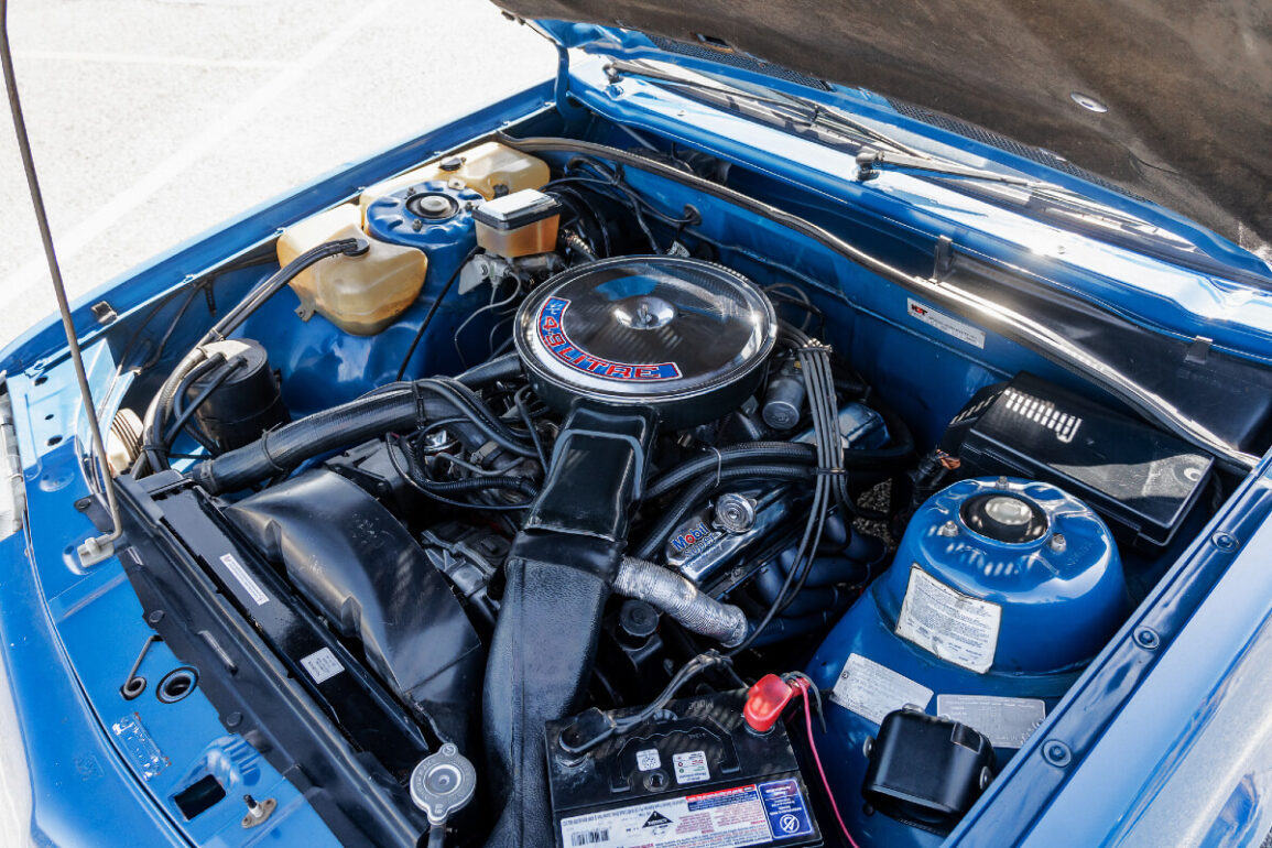 Brock’s ‘Blue Meanie’ Commodore auctioned | cars4starters