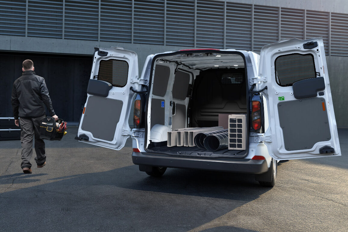 Ford Transit: Weight a minute | cars4starters