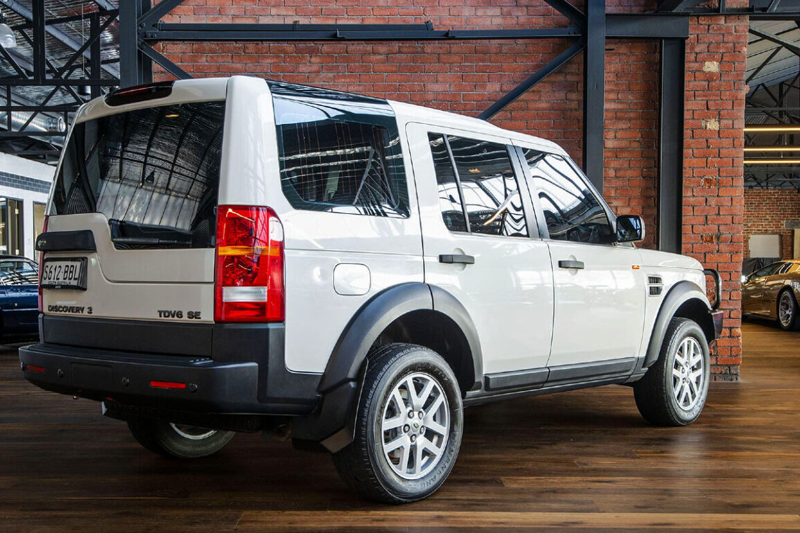 Discovery celebrates 35 years | cars4starters