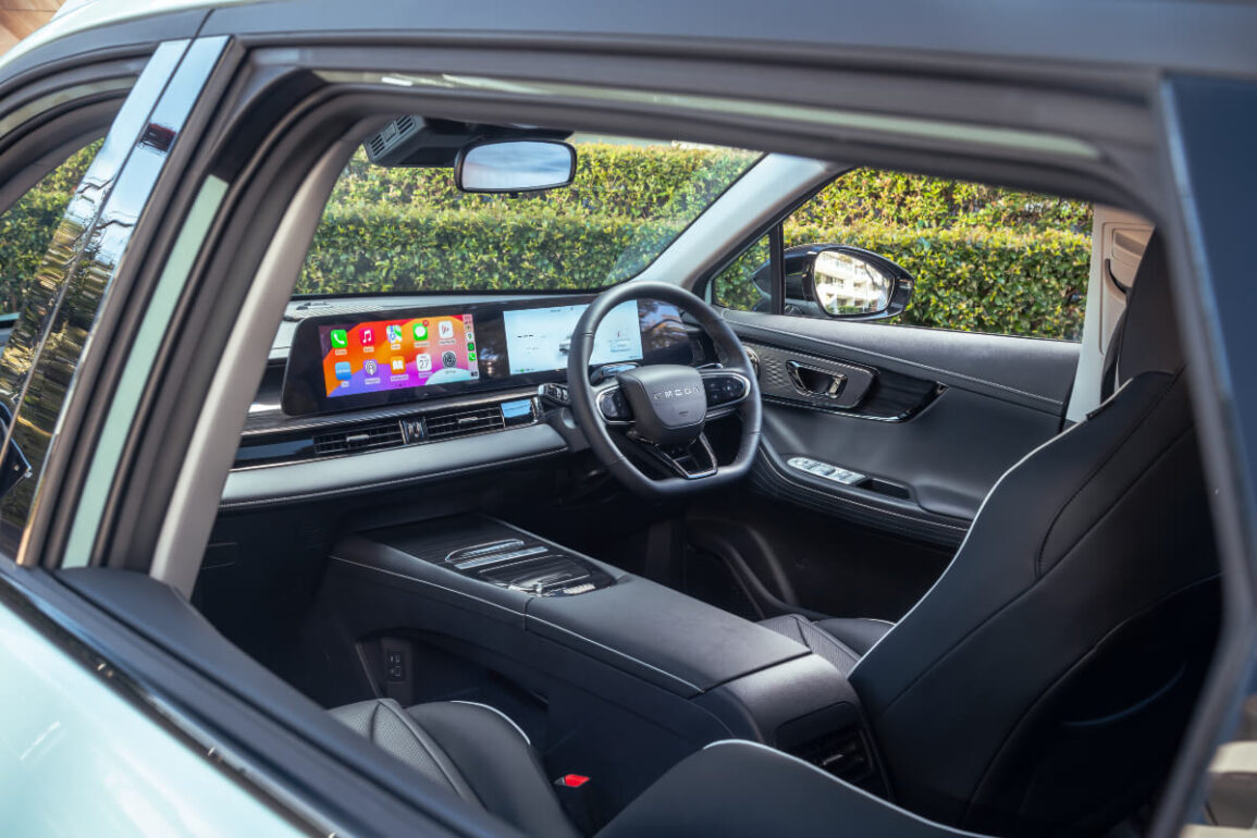 Chery adds its first fully-electric model | cars4starters