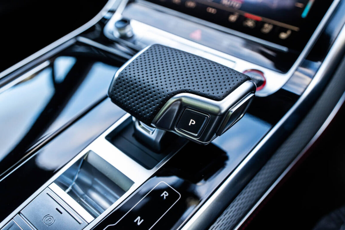 Audi SQ7: Fast and furious | cars4starters